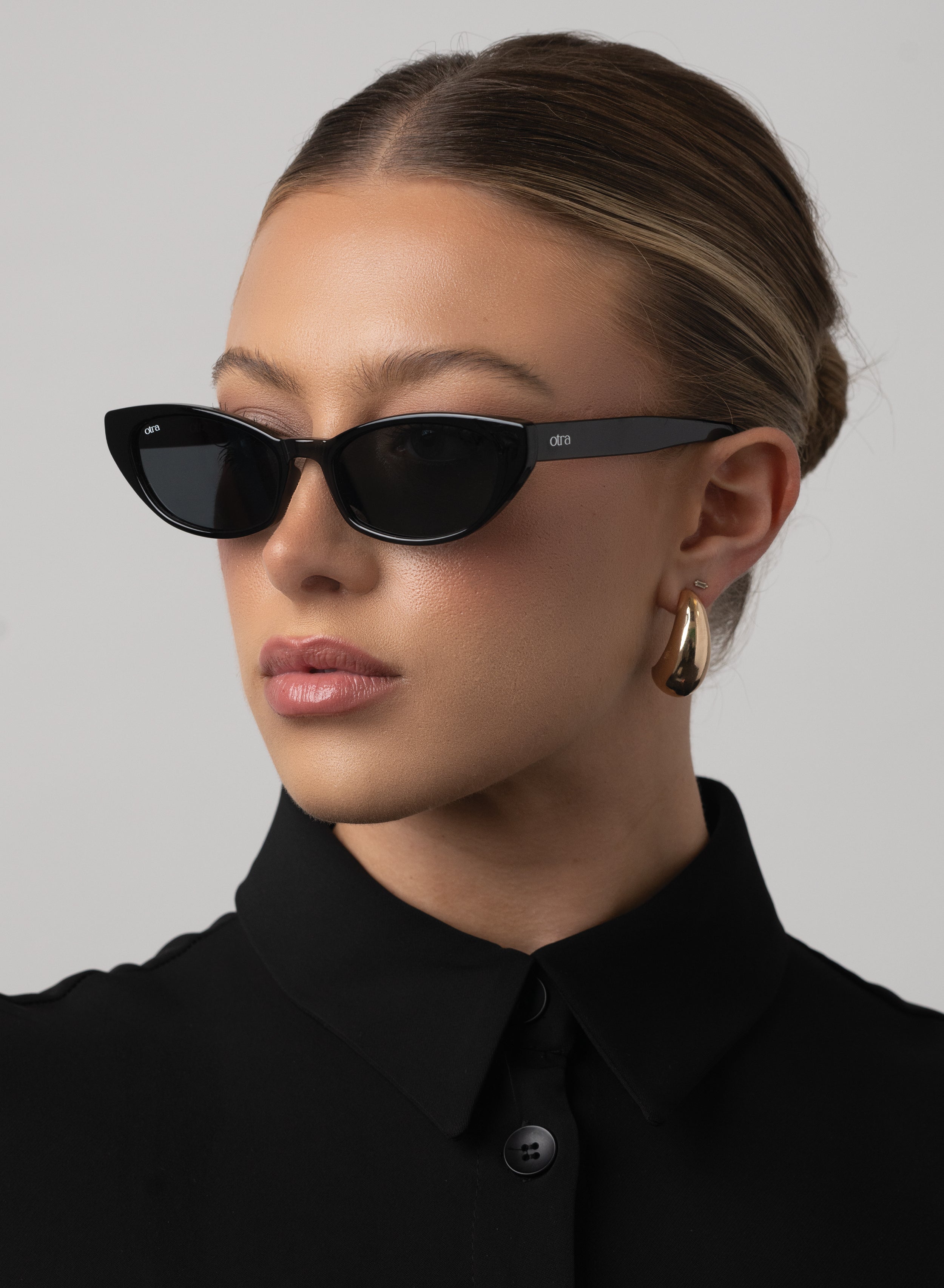 Shona Black – Otra Eyewear